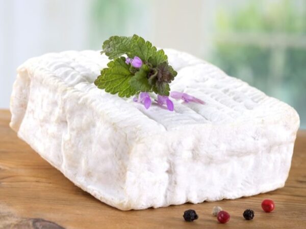3-Best-Normandy-Cheese - Tuscany Tours