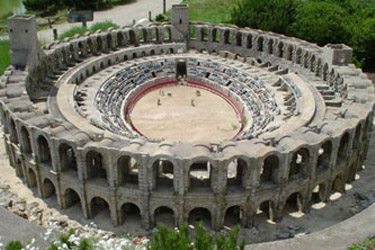 Arles Amphitheatre France - Tuscany Tours